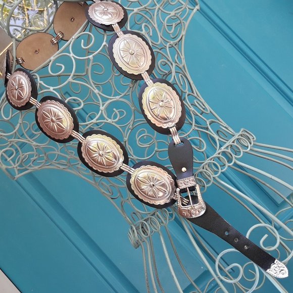 Accessories | Vintage Conch Belt Boho Western Silver Metal And Leather ...